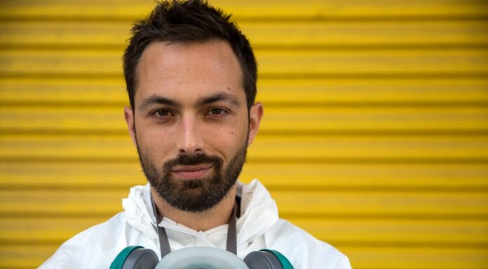 Inside Veritasium: An Interview with Dr. Derek Muller - Creator Handbook