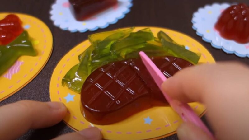 JerryPop has a fresh take on miniature cooking videos - Creator Handbook