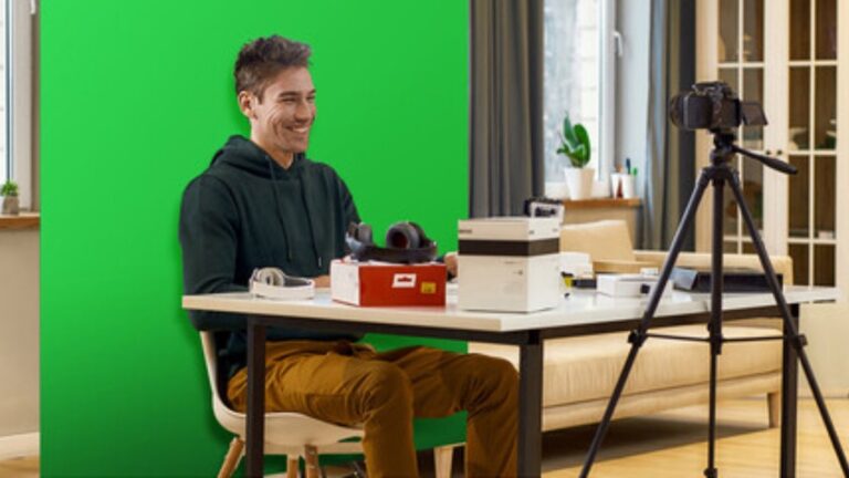 Creator Handbook's 2022 holiday gift guide - Creator Handbook