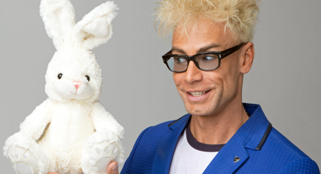 Keeping the magic going: An interview with Murray the Magician ...